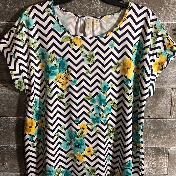 Tacera | Tops | Tacera Chevron Floral Blouse | Poshmark